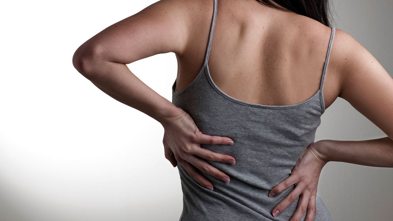 Mid Back Pain Right Side: What Causes It And Treatment Tips