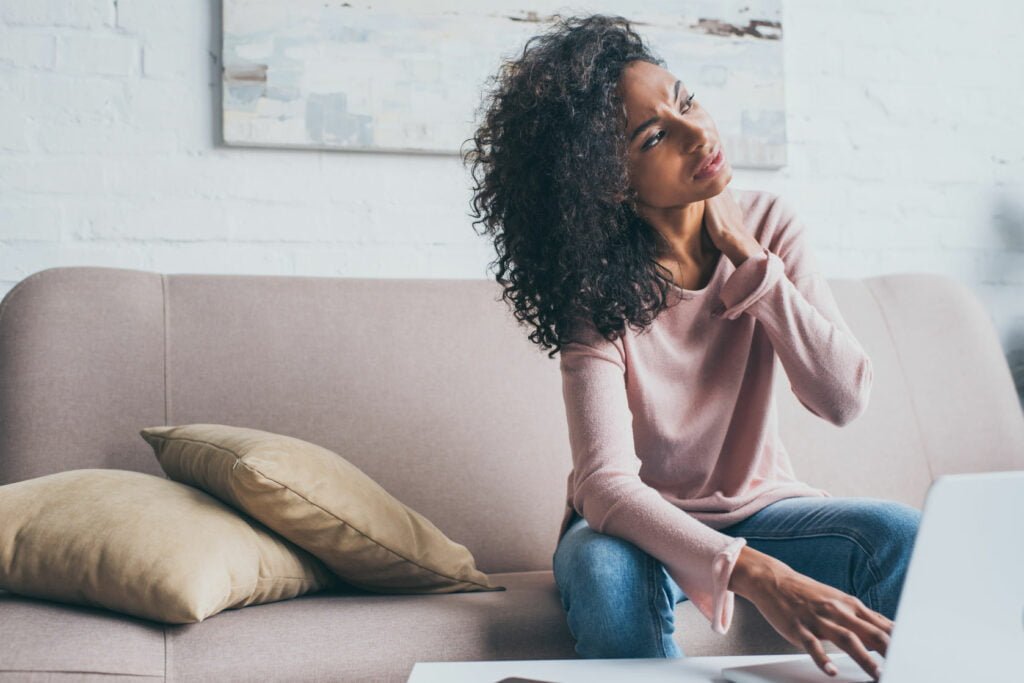Axial Neck Pain: SIgns, Causes and Professional Treatments
